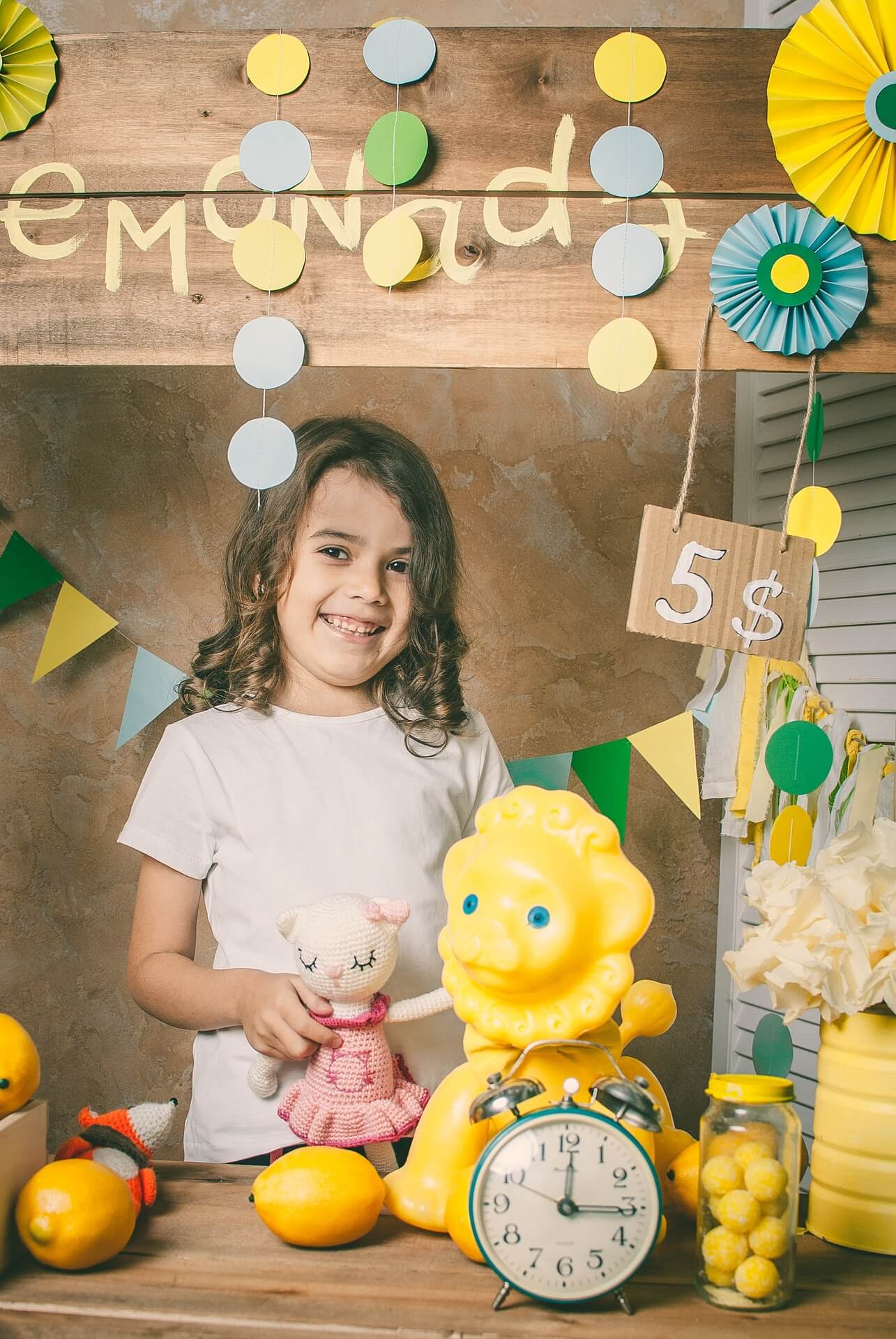 101 Good Things To Sell At School That Sell FAST!