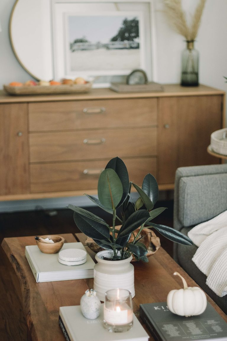 371 Lifestyle Topics That Your Readers Will Love! - OUT AND BEYOND