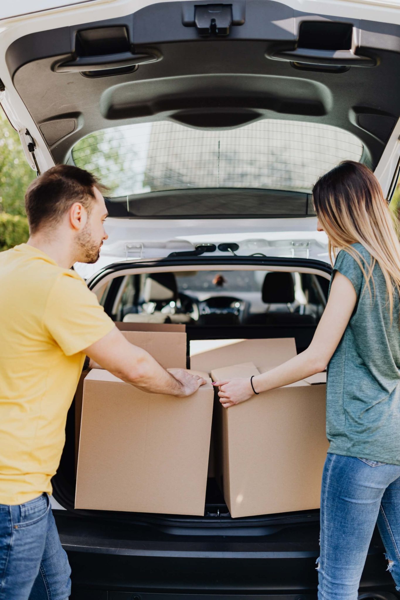 21 Easy Ways To Get Paid To Drive A Car Across The Country!
