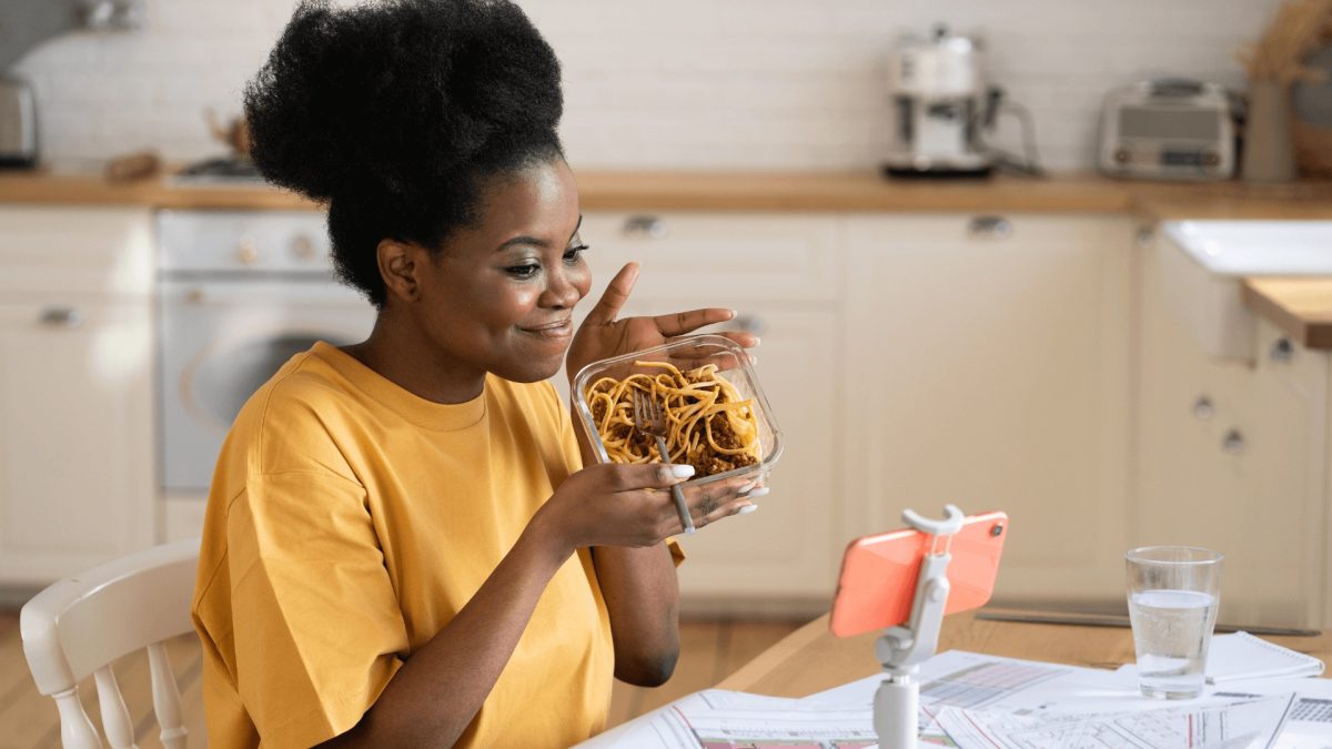 39 Get Paid To Eat Food Online Delicious Ideas That PAY WELL! - OUT AND ...