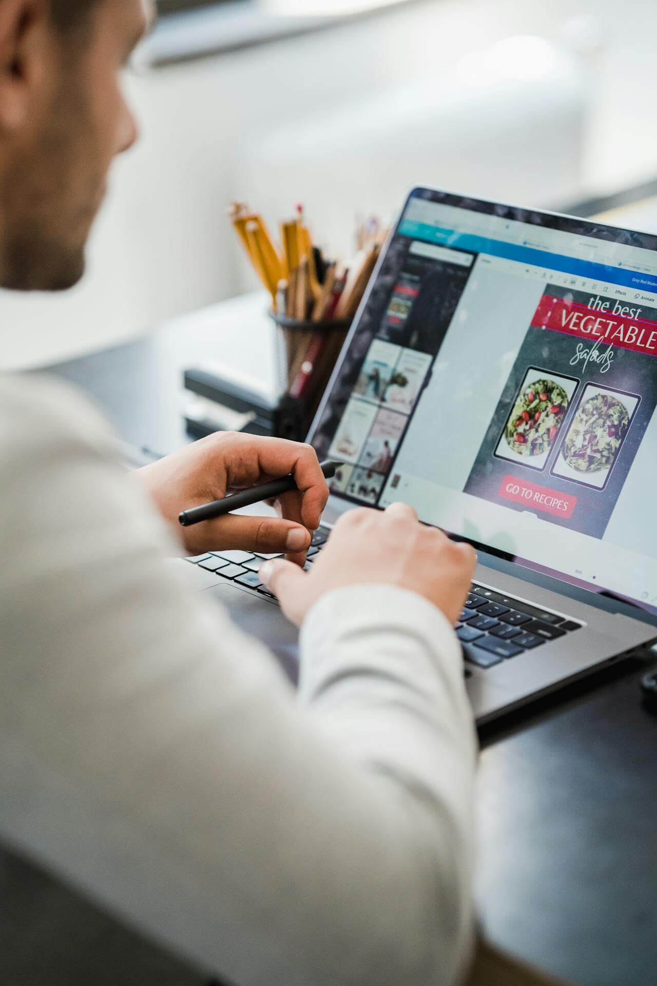 UpWork Hourly Rates: Best Rate To Get Clients!