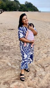 Best Stay-at-Home Mom Outfits For Busy Moms!