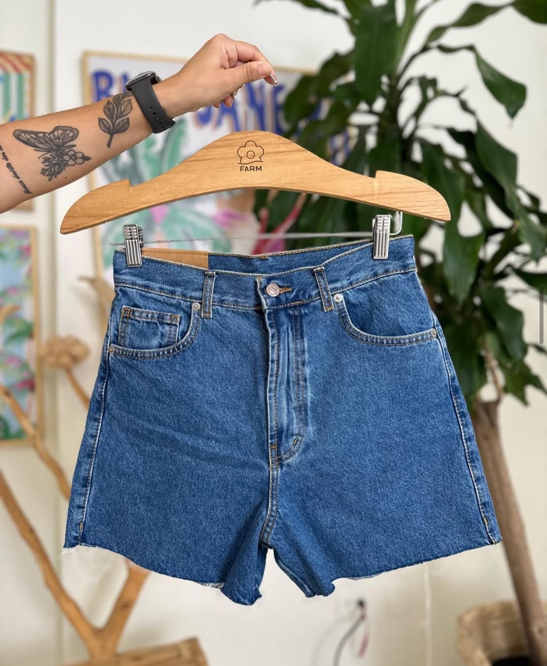 Best Stay-at-Home Mom Outfits For Busy Moms!