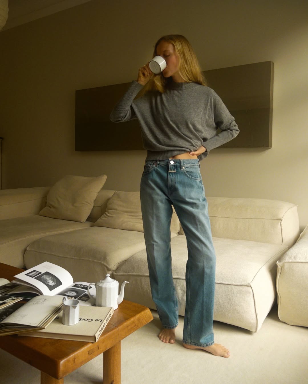 Best Stay-at-Home Mom Outfits For Busy Moms!