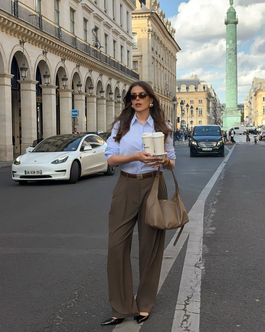 16 Chic & Classy Rich Girl Outfits Ideas (For Every Occasion!)